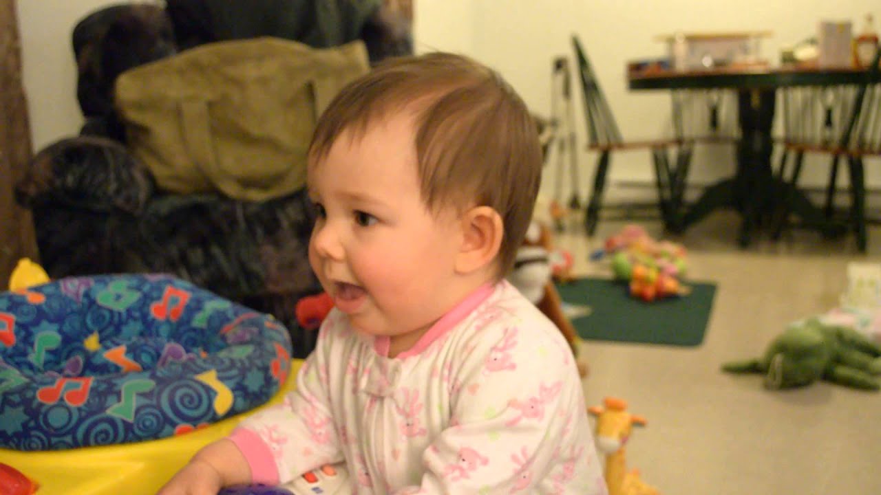 Bébé bulle ! / Bubble Baby ! - YouTube