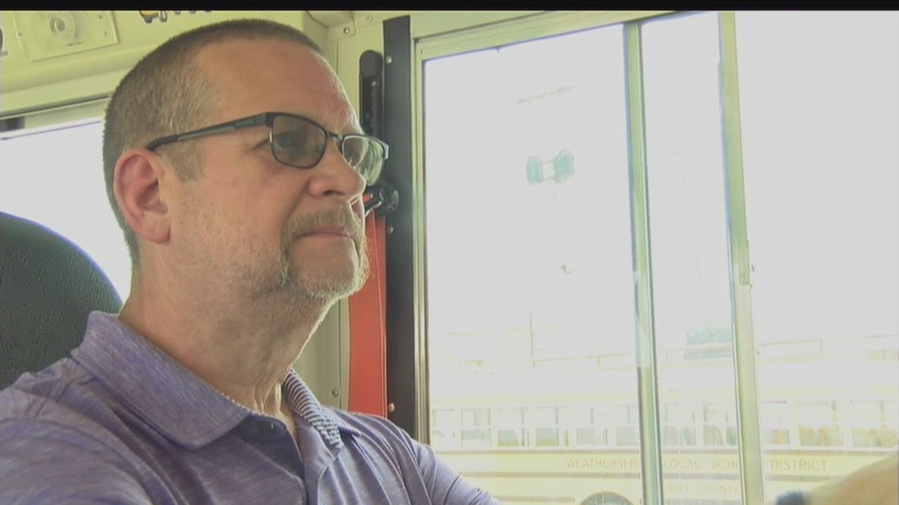 Mineral Ridge bus driver quickly reacts when student starts choking ...