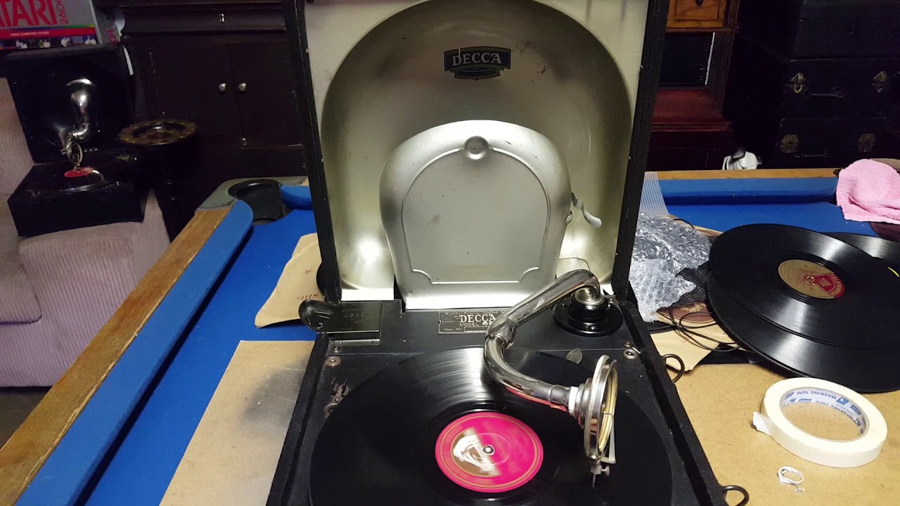 Decca 66 with Soundbox Comparison Gramophone Phonograph - YouTube