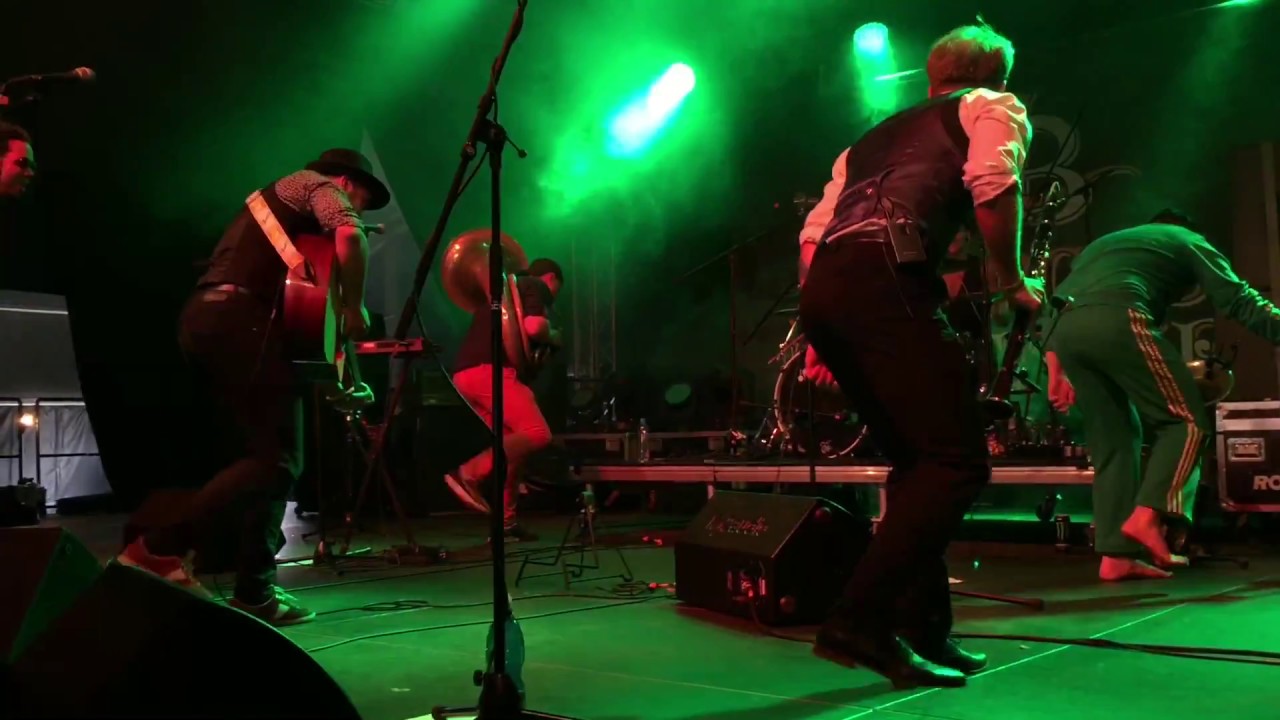 Circus Brothers live vol. 15 - YouTube