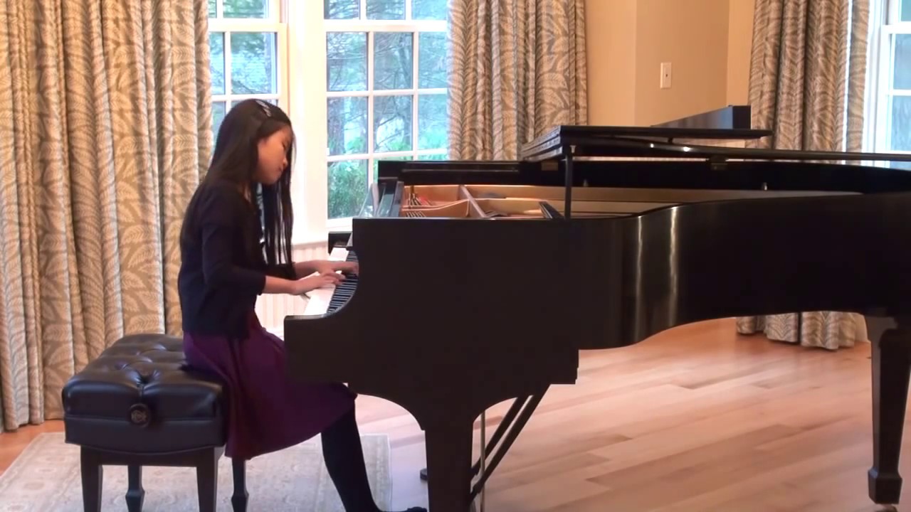 Natalie Zhang(9) plays Tchaikovsky Nocturne Op 19 No.4 - YouTube