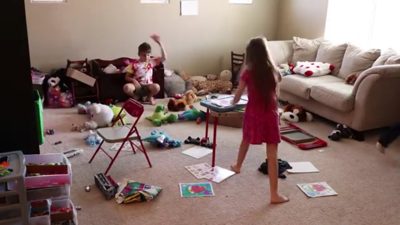 KIDS HELP TOY ROOM POWER HOUR CLEAN UP | SPEED CLEANING ROUTINE - YouTube
