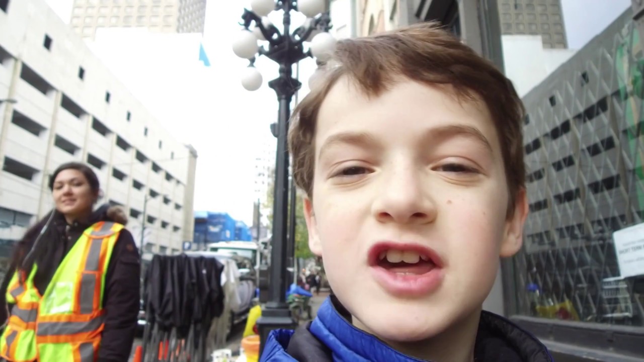 Freaky Friday - Dans les coulisses avec Jason Maybaum - YouTube