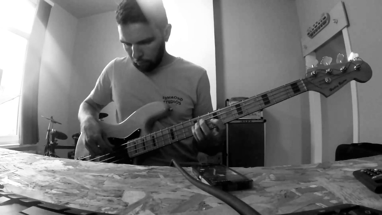 KHRUANGBIN - August 10 - BASS - YouTube