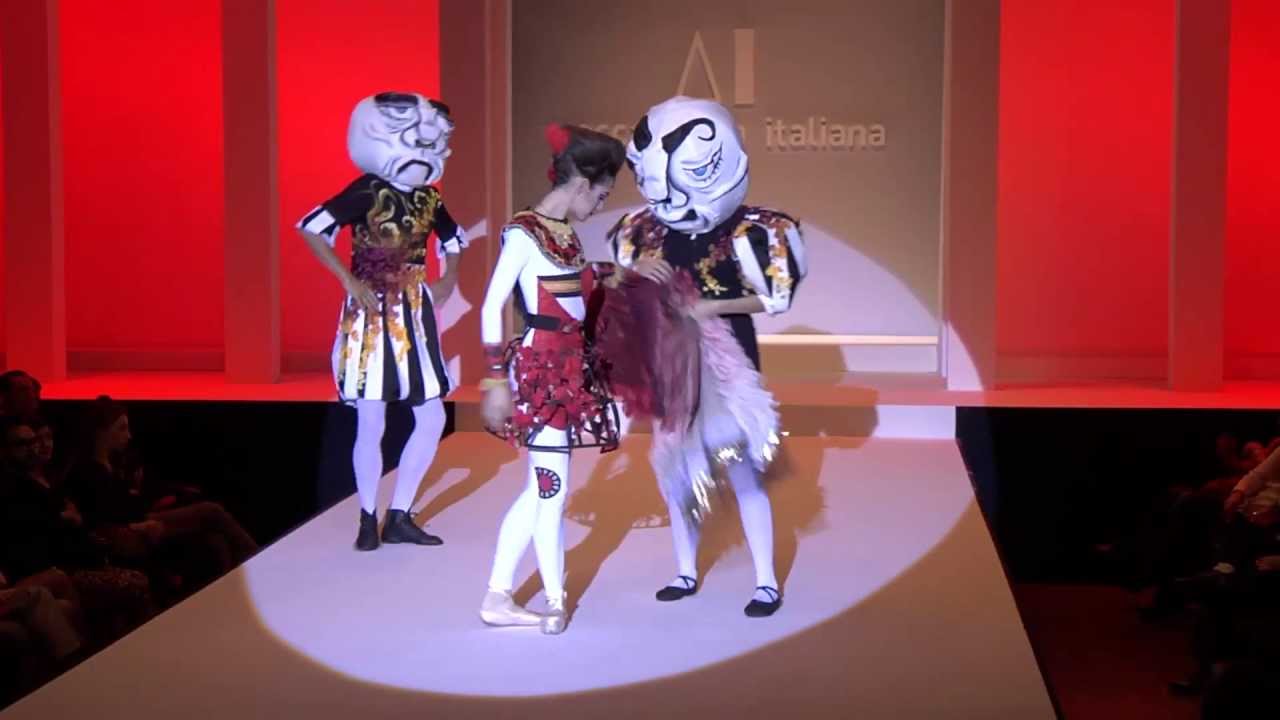 Accademia Italiana - Costume Design Fashion Show 2013 - YouTube