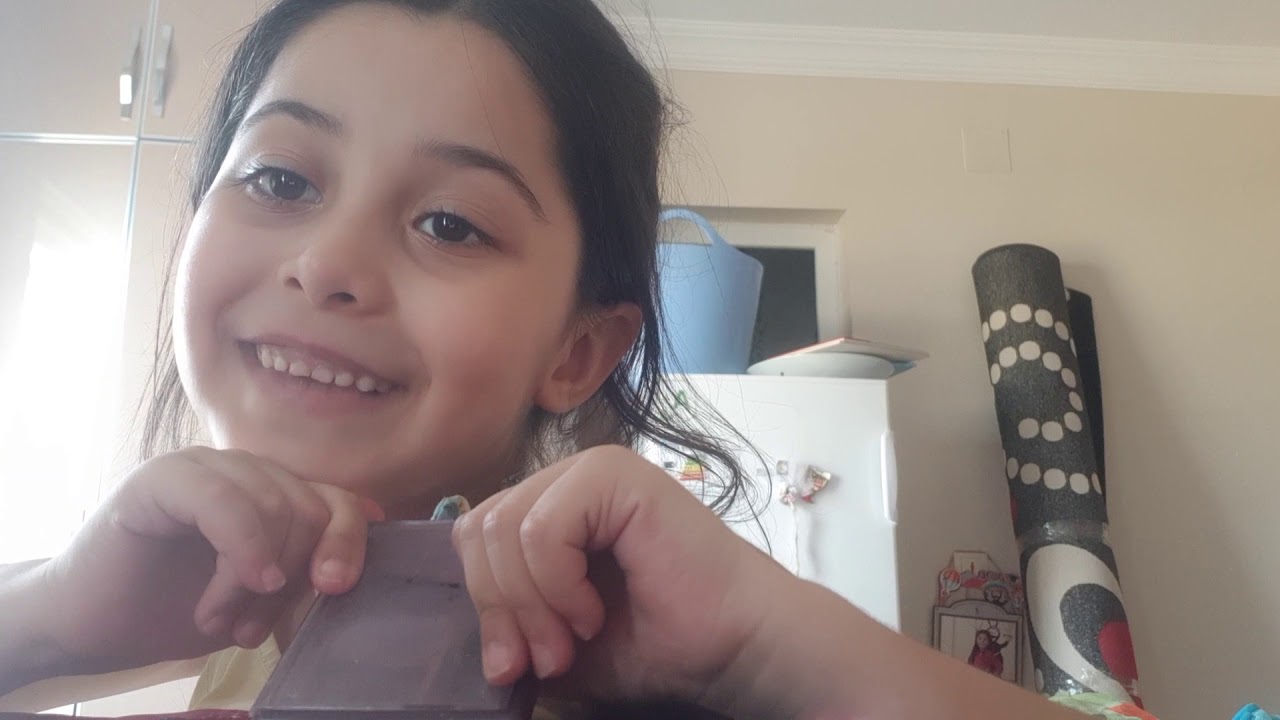 Naz'li sinem'le makyaj zamani - YouTube