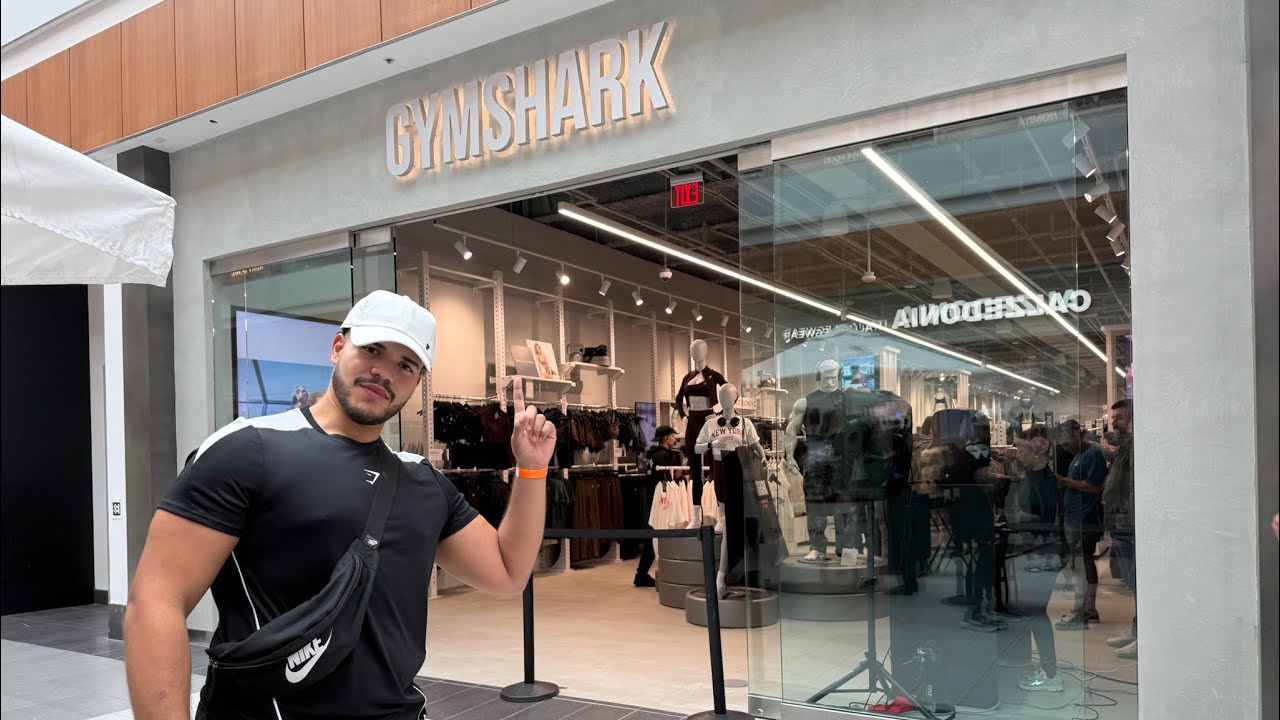 So…I went to The First Gymshark Store in The US. Vlog #3 - YouTube