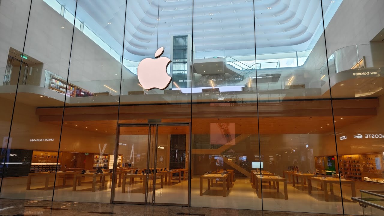 Quick Sneak Peek: First Apple Store in Malaysia at The Exchange TRX ...
