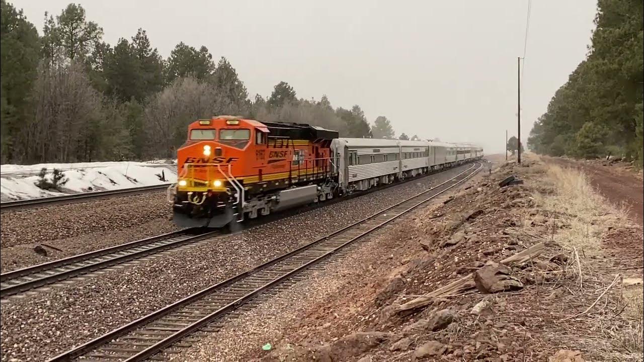 BNSF Executive Passenger Train - YouTube