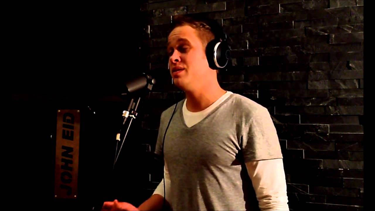 Walking in Memphis - Marc Cohn ( Cover John Eid ) - YouTube