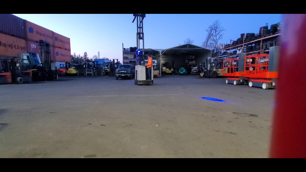 Crown 30RCTT Stand Drive Forklift Demo Video - YouTube