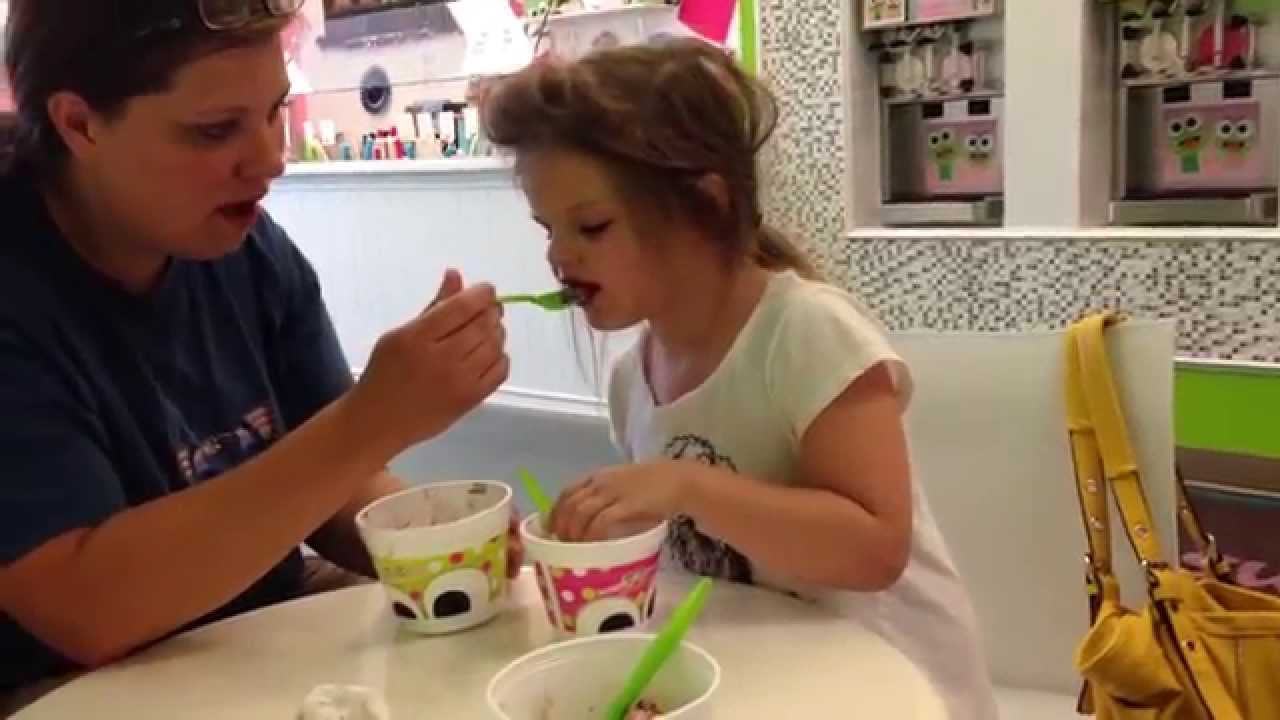 Isabella 24 Taking A Severely Autistic Child Out In Public For Ice isabella-24-taking-a-severely-autistic-child-out-in-public-for-ice
