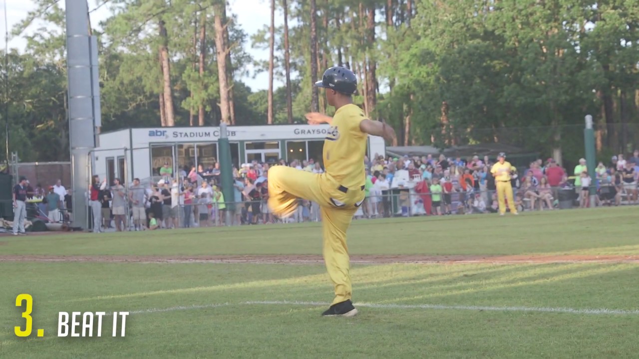 Top 5 Dances | The Bananas Dancing First Base Coach - YouTube