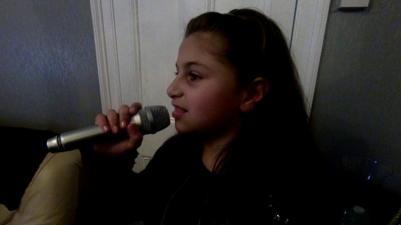 Amazing 9 years old singing- mary did you know - YouTube