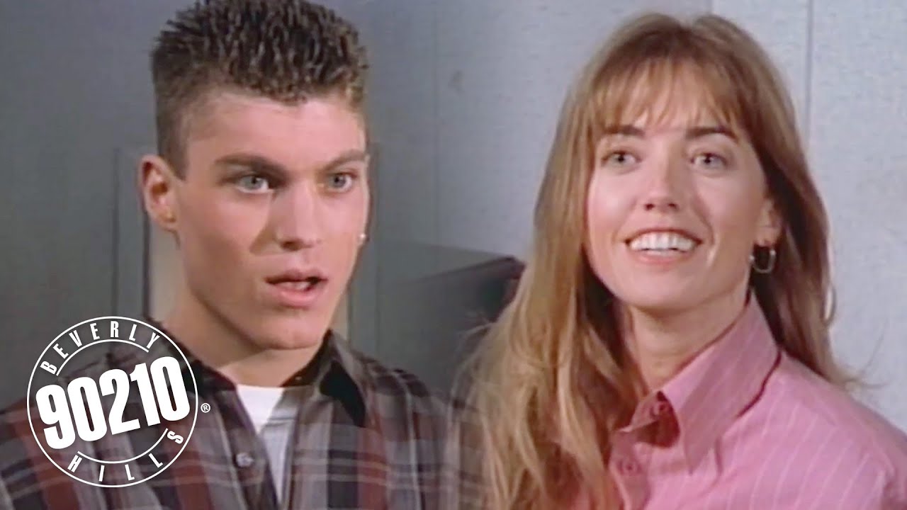 David Has a Crush on His Piano Teacher! - YouTube