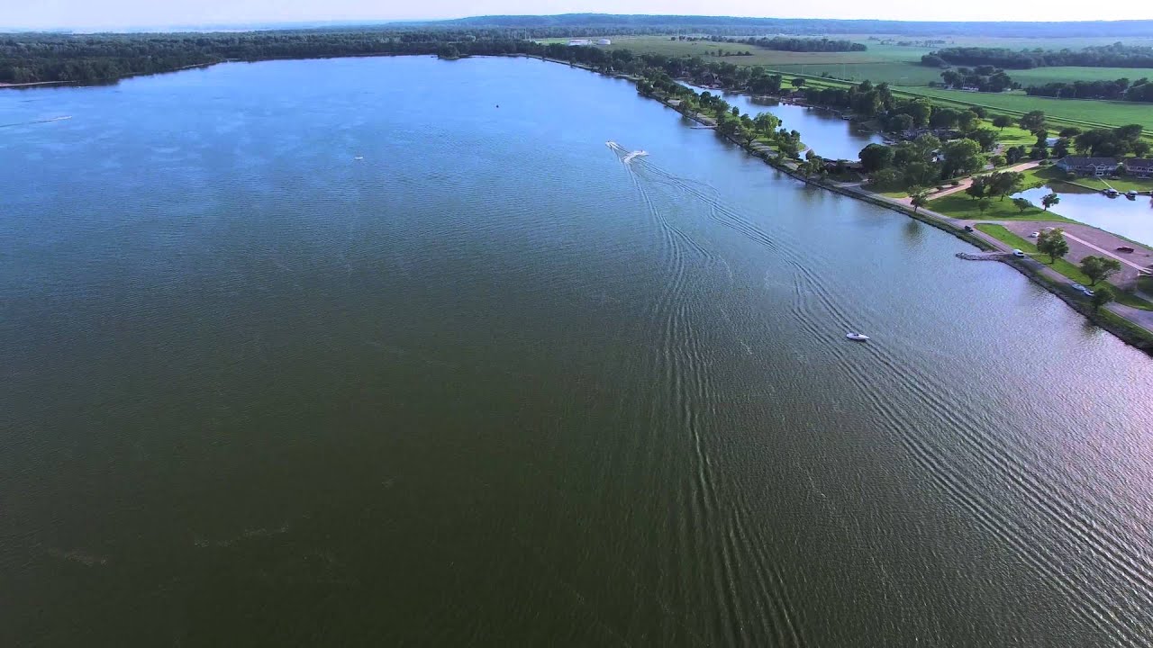 Day at the lake (Manawa Lake) 4K - YouTube