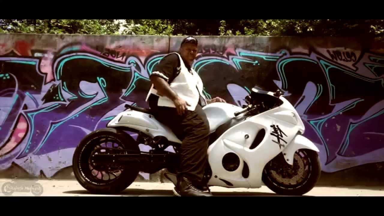 Behind the Bike with Busa Boy [BikelyfeMidwest] - YouTube