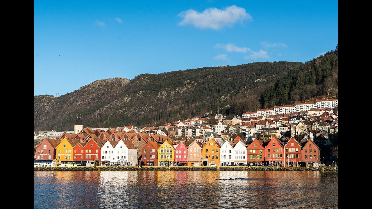 Med Profil Rejser og Hurtigruten langs Norges kyst - YouTube