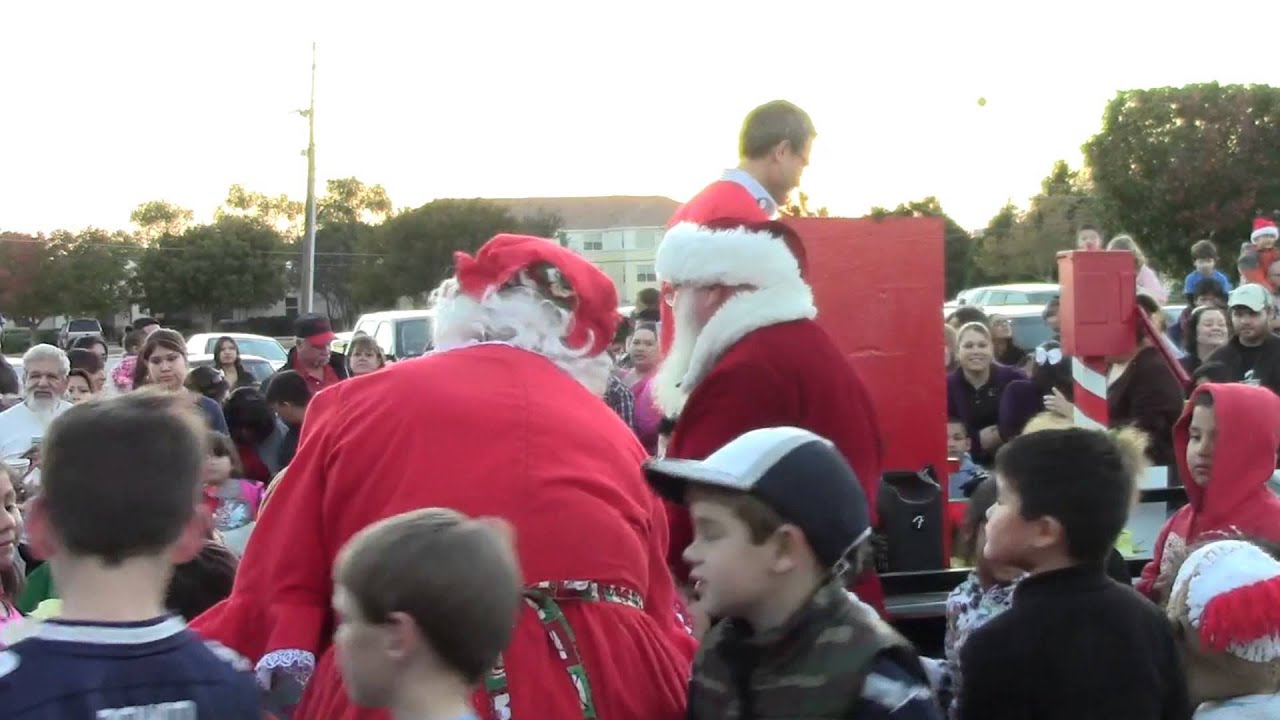 Santa's Landing Event - YouTube