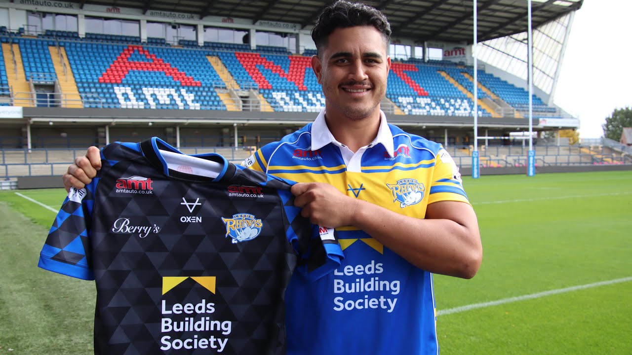 New boy Palasia excited by early AMT Headingley visit - YouTube