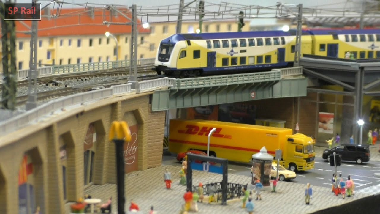 Beaconsfield model railway exhibition 2016 - YouTube