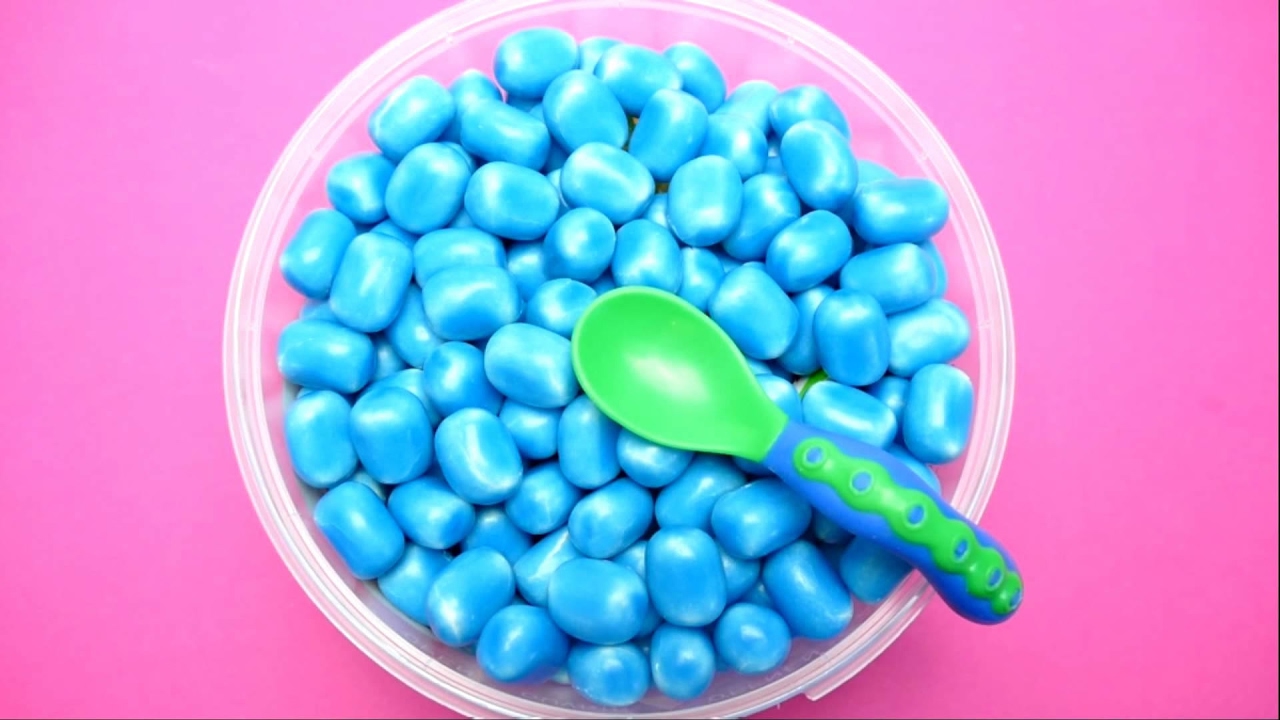 Haribo Maoam Blue Kracher with Surprise Toys - Hide & Seek Game - YouTube