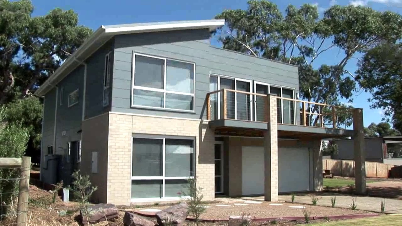 Hotondo Homes in Torquay - custom design - YouTube