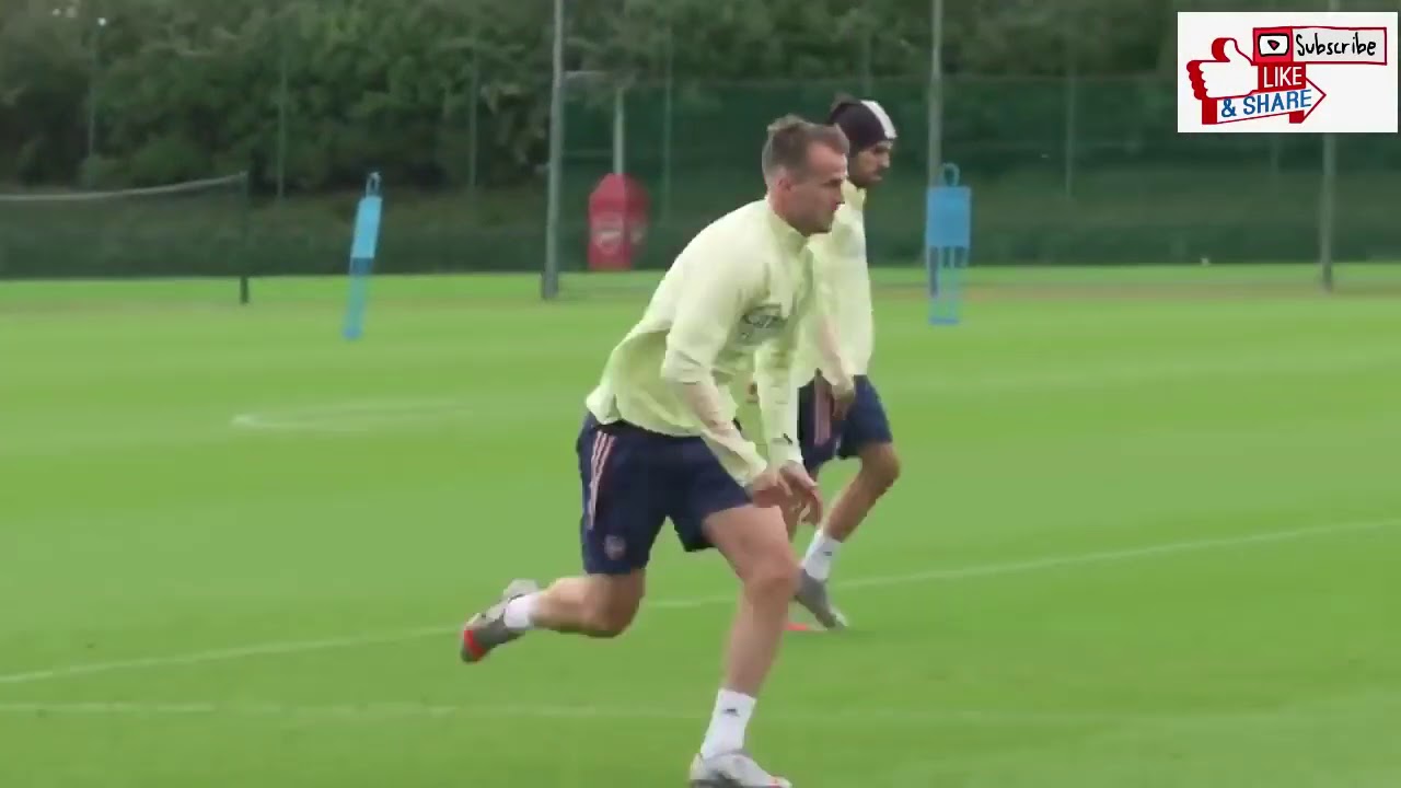 Exclusive Arsenal Training - YouTube