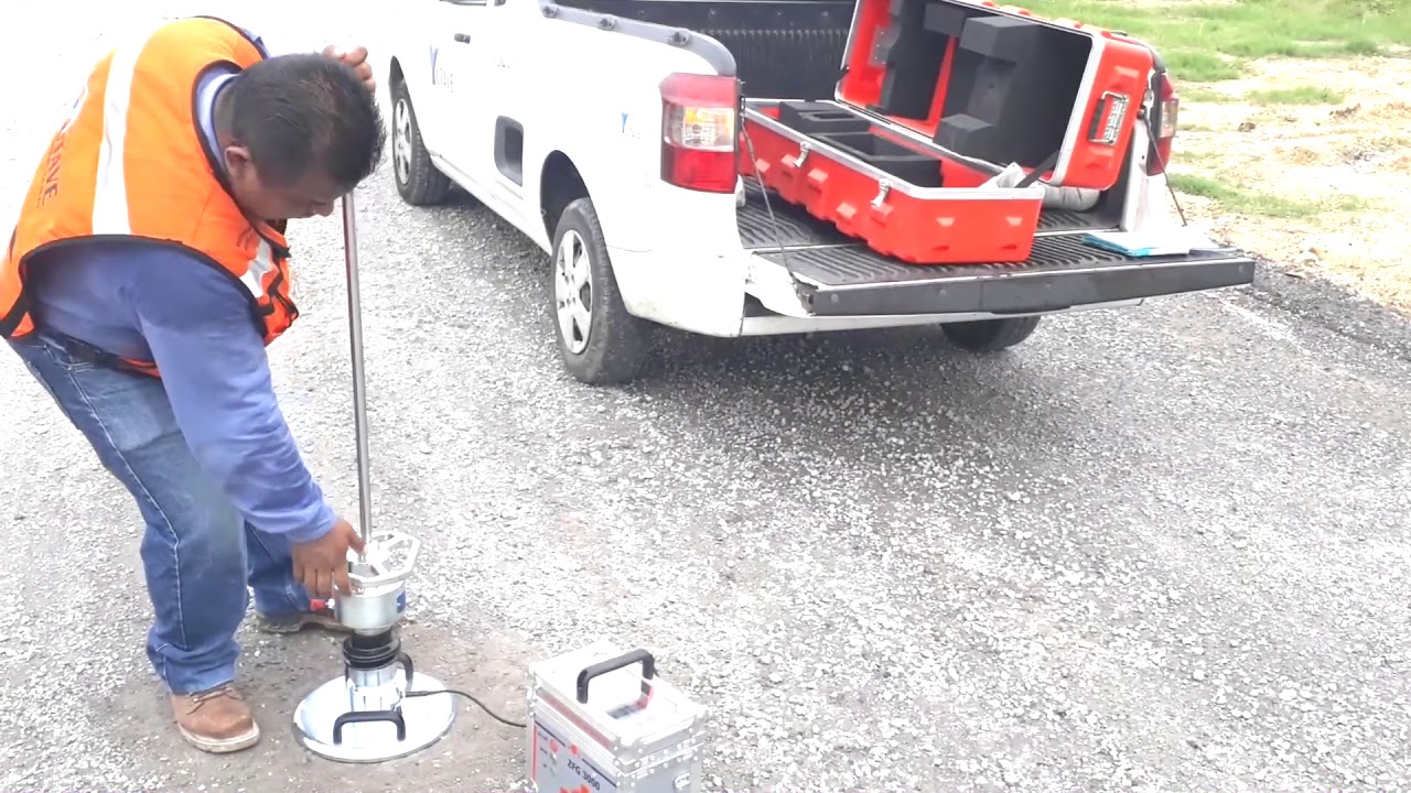 Deflectómetro de Impacto Liviano - YouTube