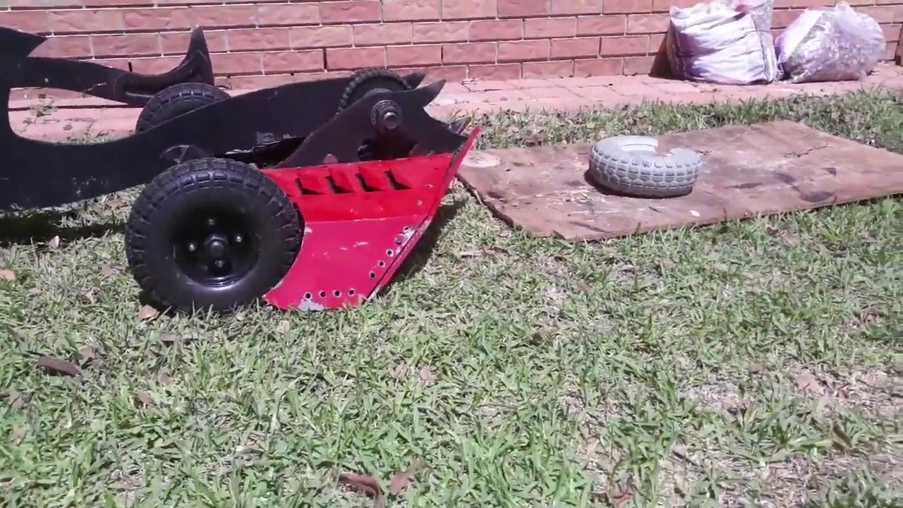 Huntsman test - Its own wheel - YouTube