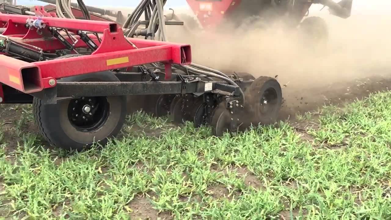Can Agro Exports Inc. - Amity Single Disc Drill 12,2m - YouTube
