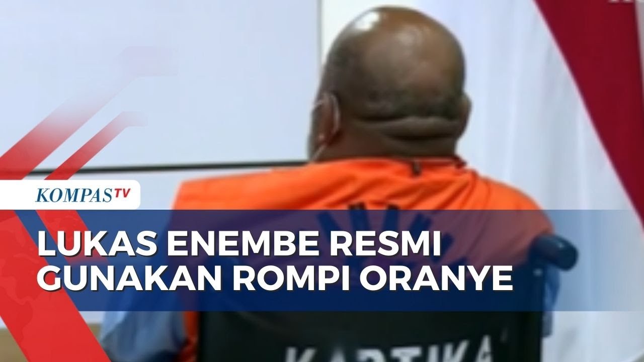 Resmi Ditahan KPK, Ini Penampakan Lukas Enembe Pakai Rompi Oranye di Atas Kursi Roda - YouTube