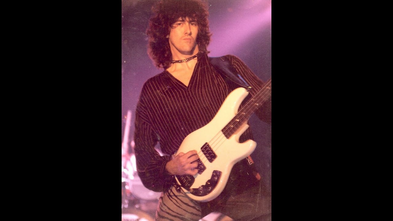 #27 THE STONED ROADIE SHOW w/ ANDY TANAS former Bass Guitarist - BLACK ...