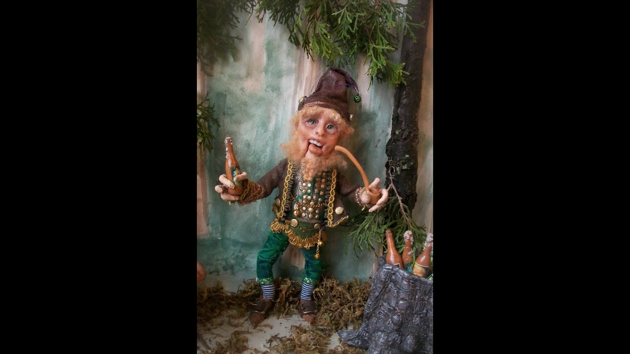Drunk Dancing Leprechaun St. Patricks Day Stop Motion Animation, Trolls ...