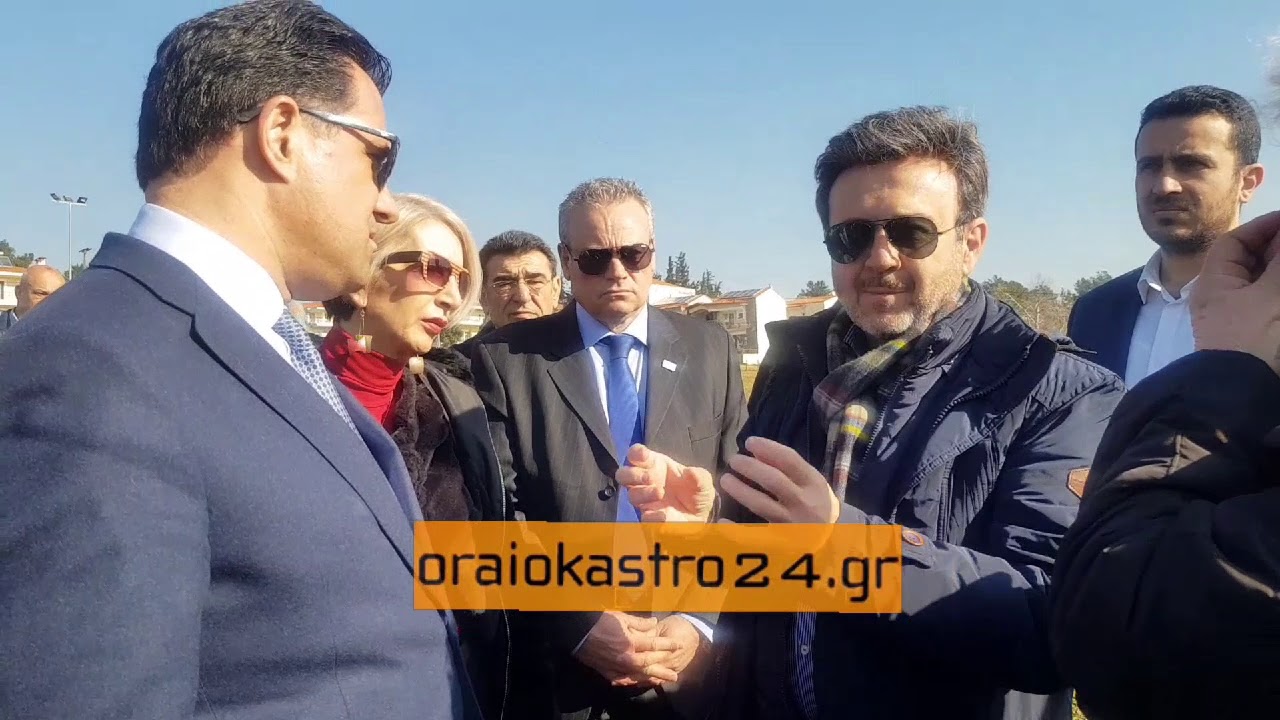 Αντιδράσεις κατοίκων στον Άδωνι Γεωργιάδη - YouTube