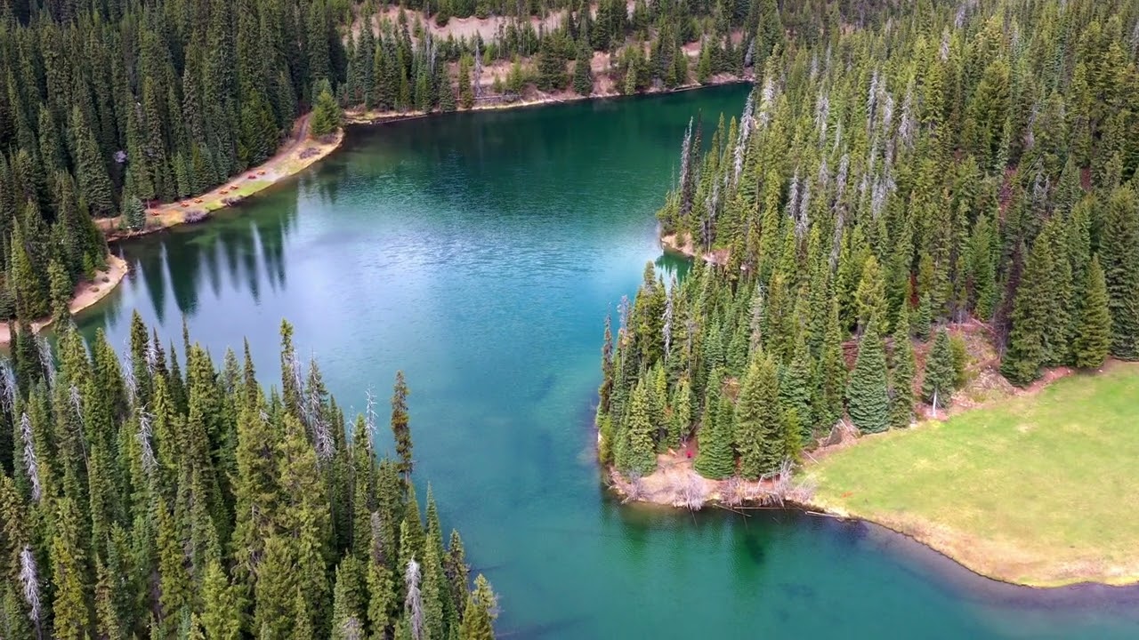 Aerial View for Lightning Lake (Manning Park) - YouTube