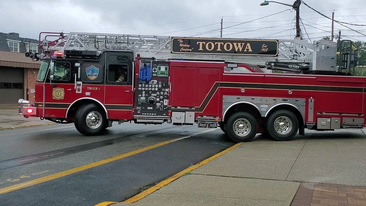 Totowa, NJ Fire Department Rescue 4, Truck 1, & Engine 971 Responding ...