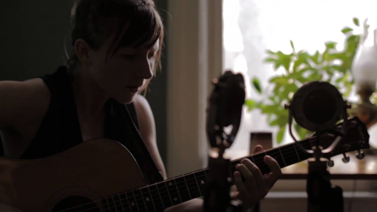 Abakis "Home" Feat. Anna Gothard and Kate Foster - YouTube