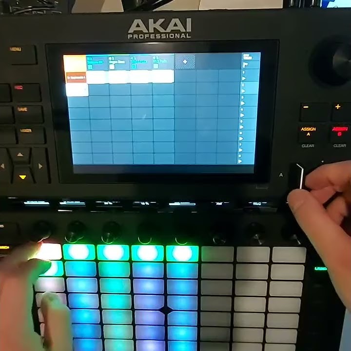 Clip transition practice on the Akai Force - YouTube
