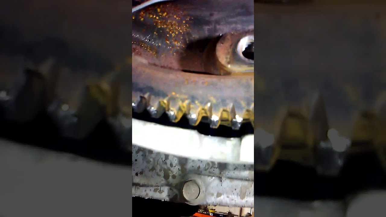 Mitsubishi Galant flywheel damage - YouTube