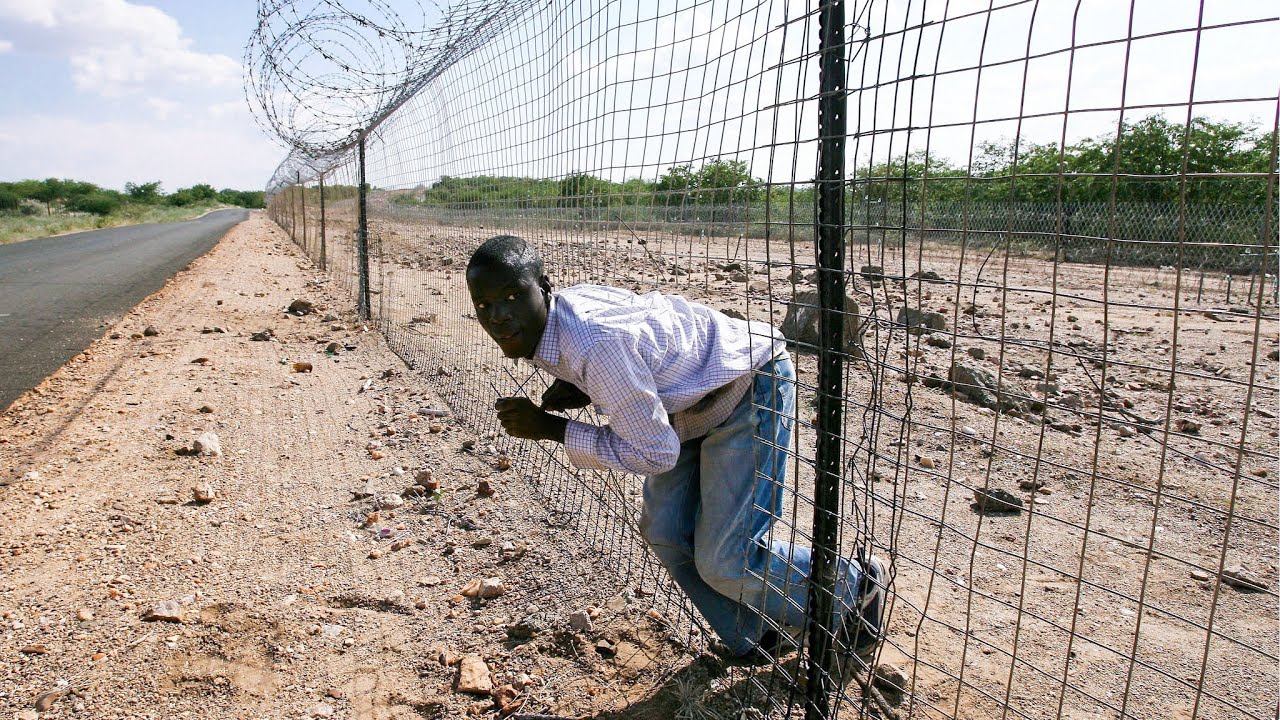 Dangerous Prisoners from Mozambique that ESCAPED from Maximum Prison to ...