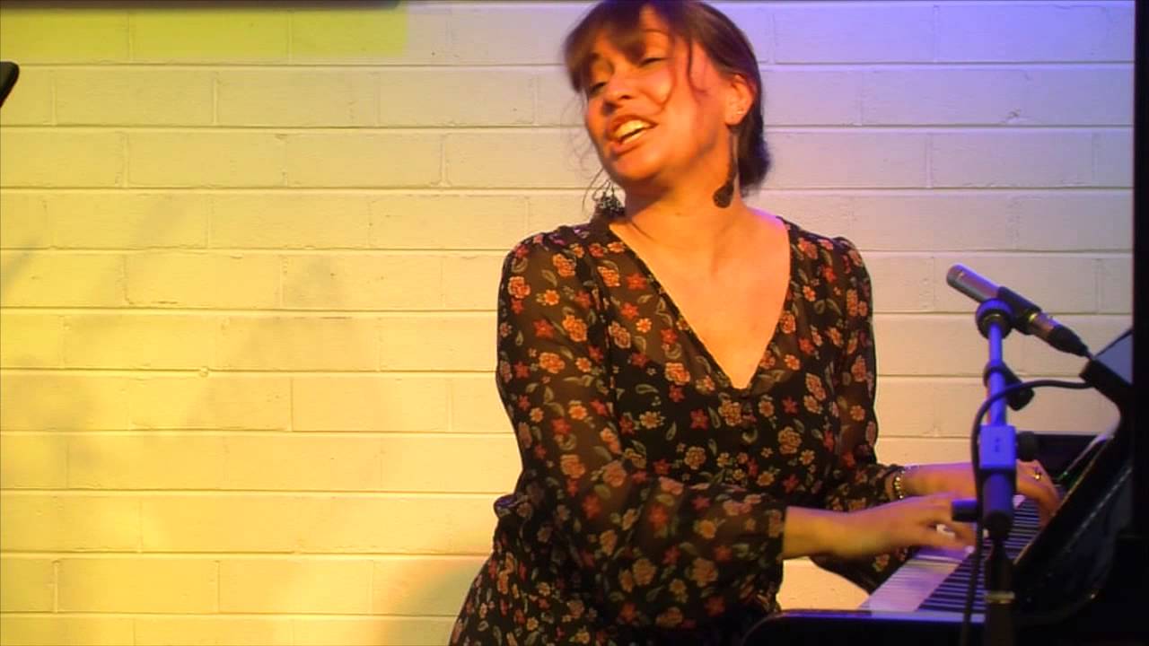 Pablo (Rachel Collis) - YouTube