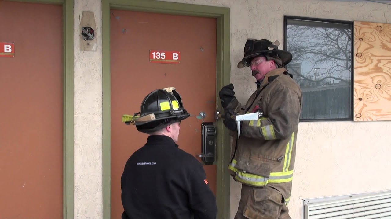 Tim and JD discuss communication for the forcible entry team - YouTube