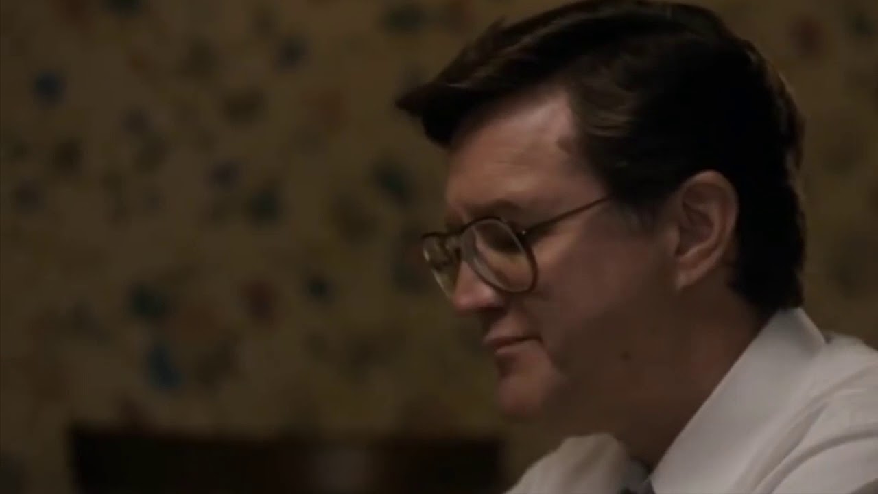 Ted Wheeler enjoying his chicken for 5 minutes straight - YouTube