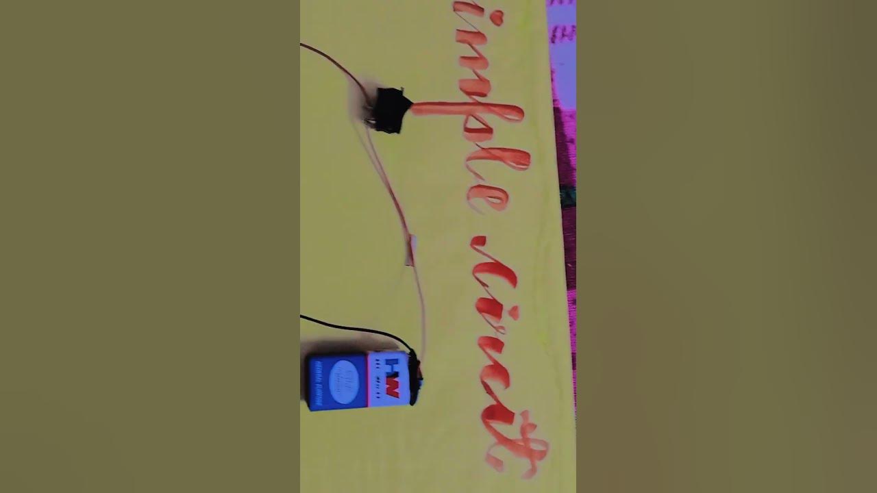 Simple circuit - YouTube