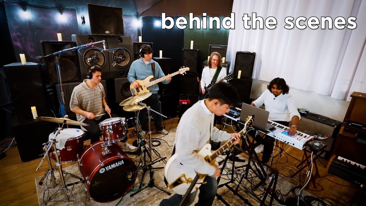[behind the scenes film] AVENU's Tiny Desk - YouTube
