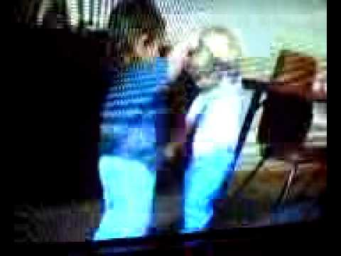 little kids slow dance - YouTube