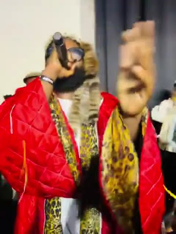 Sjava freestyling at Emtee’s one man show. | 4EVA Publishing Group | # ...