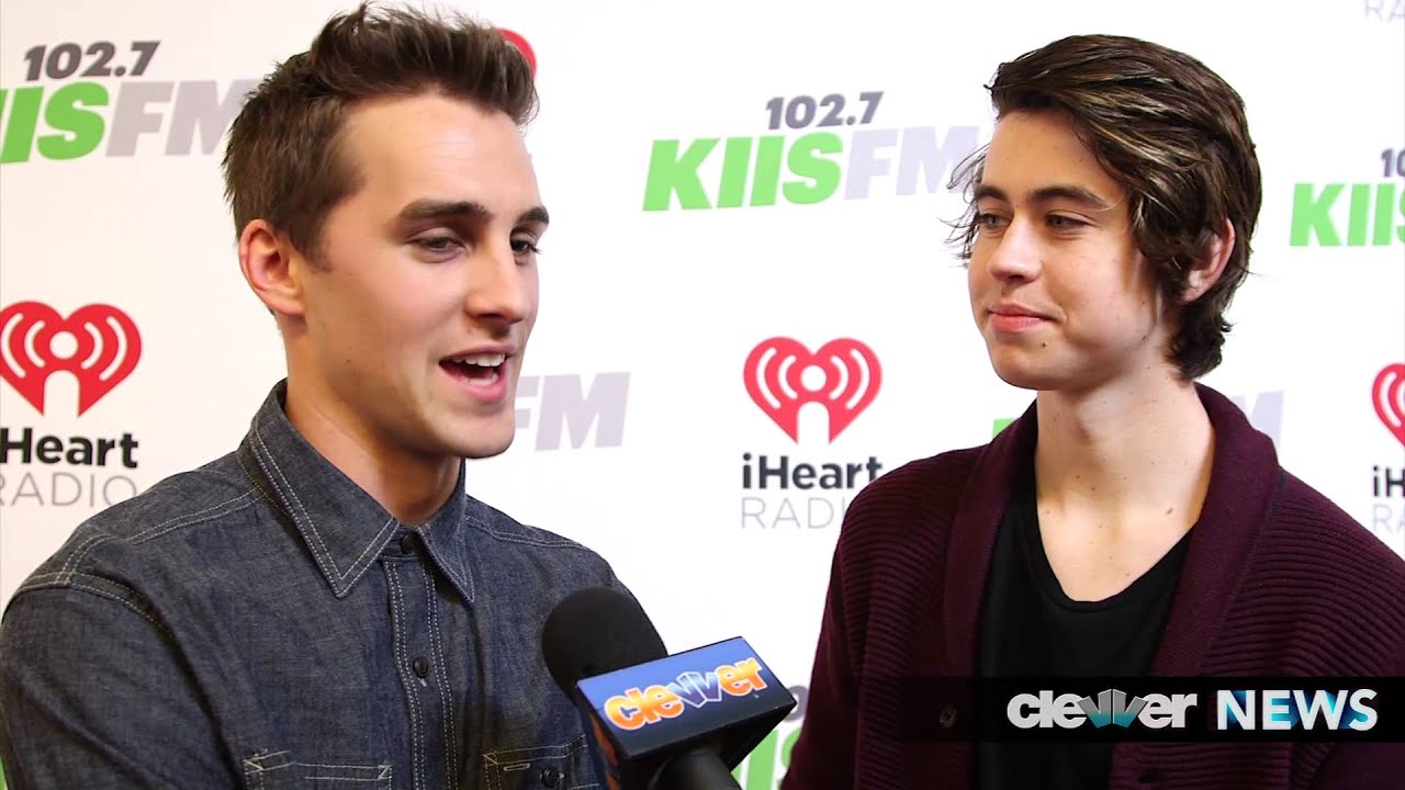 Cody Johns & Nash Grier Sing Mariah Carey & Talk Worst Christmas ...