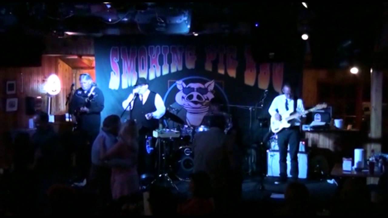 The Ruckus Band Performs Can't Leave You @ Smokin' Pig, Fremont, Ca. 5. ...